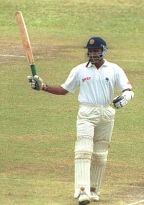 Sri Lankan batsman Marvan Atapattu Runs celebrates | ESPNcricinfo.com