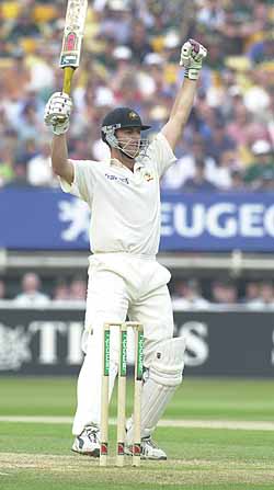 Adam Gilchrist ; sshow picture 4 | ESPNcricinfo.com