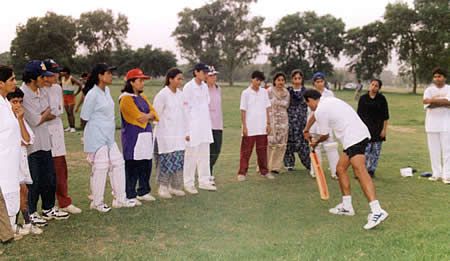 Wasim Hassan Raja helping train PWCA players | ESPNcricinfo.com