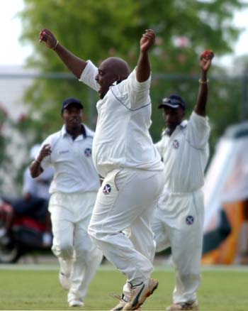 Dwayne Leverock 7/57 demolishes the USA in the second innings ...