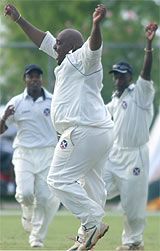Dwayne Leverock celebrates a wicket | ESPNcricinfo.com
