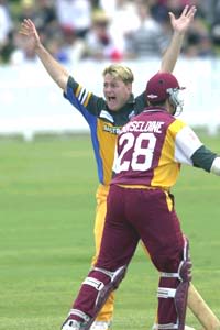 Shane Lee appeals against Carseldine, Queensland XI v Australian XI ...