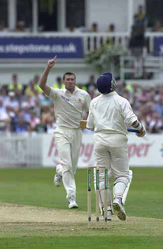 Stewart throws his head back in despair as he is another of the McGrath ...