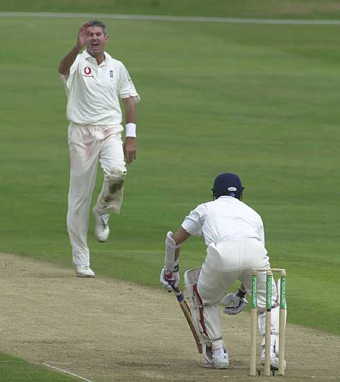 Andy Caddick traps Tendulkar lbw for 193 | ESPNcricinfo.com