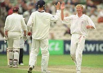 Glen Chapple celebrates a dismissal with Mark Chilton | ESPNcricinfo.com