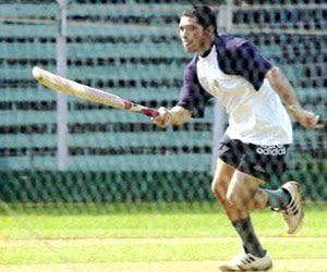 Tendulkar put through the motions to check his fitness level ...