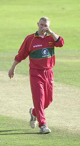 Darren Maddy in the field in the National League, 2001 | ESPNcricinfo.com