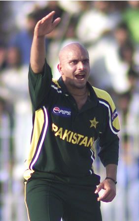 Junaid Zia appeals for his first ODI wicket | ESPNcricinfo.com