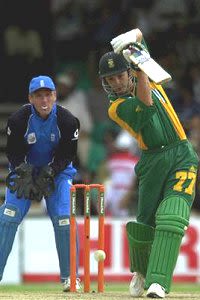 Dippenaar hits out, England v South Africa, ICC KnockOut, 2000/01 ...