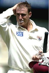 Matthew Hayden leaves the field, Queensland v Western Australia, Pura ...