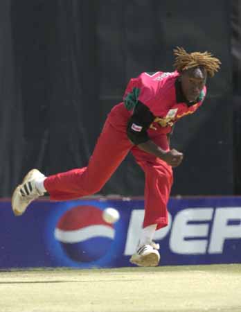 Henry Olonga at the 2000 ICC Knock out | ESPNcricinfo.com