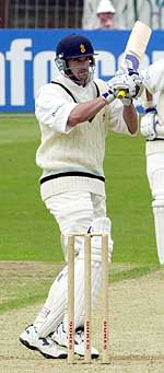 Michael di Venuto, batting thumbnail 2001 | ESPNcricinfo.com