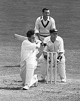 Trevor Bailey goes for the sweep | ESPNcricinfo.com