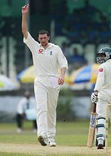 Stephen Harmison celebrates his five-for | ESPNcricinfo.com