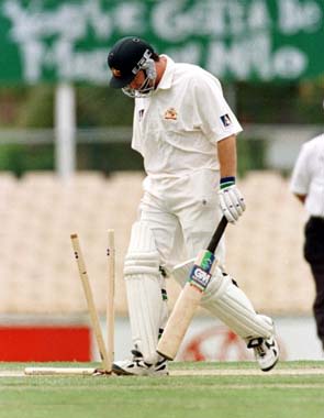 Stephen Waugh's wicket shattered | ESPNcricinfo.com