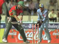 Johnson bowled by Chopra for 3, Mongia is the keeper | ESPNcricinfo.com