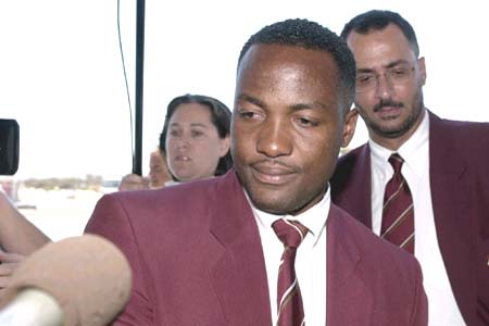 Lara arrives in Perth | ESPNcricinfo.com