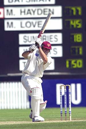 Hayden hits a four | ESPNcricinfo.com