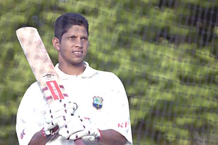 Sarwan batting at training | ESPNcricinfo.com