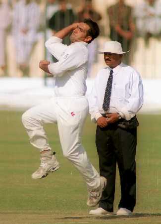 Sajid Shah in his final stride | ESPNcricinfo.com