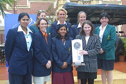 The captains with the CricInfo Women's World Cup Trophy | ESPNcricinfo.com
