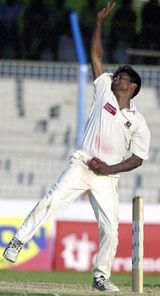 Mohammad Rafique bowling | ESPNcricinfo.com