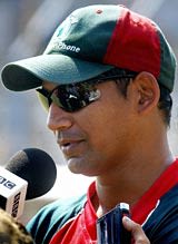 Habibul Bashar faces the media | ESPNcricinfo.com