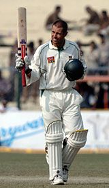 Andrew Hall acknowledges his fifty | ESPNcricinfo.com