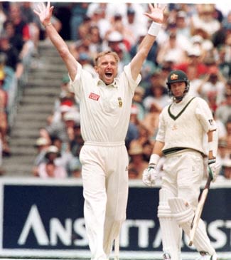 Allan Donald appeals | ESPNcricinfo.com