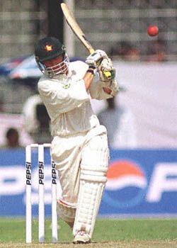 Stuart Carlisle lofts the ball over mid-on | ESPNcricinfo.com