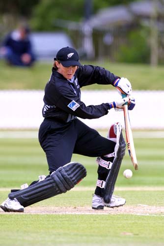 NZ opening batter Anna O'Leary making another hit to lead her to 89 ...