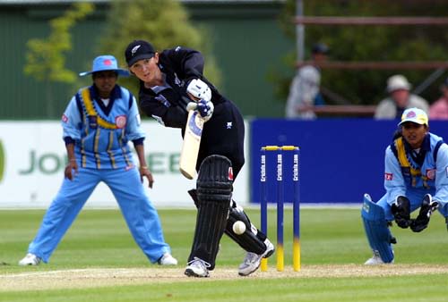 NZ Opening batter Anna O'Leary goes on to reach her half century ...