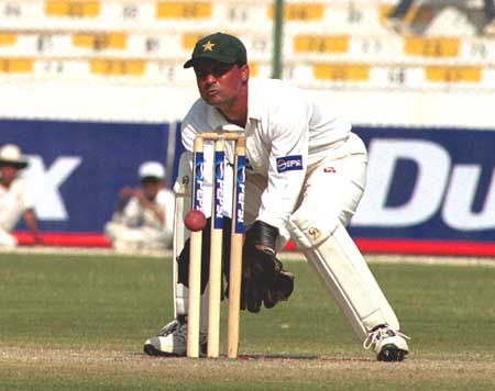 A clear view of the ball spinning towards the stumps | ESPNcricinfo.com