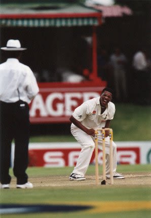Ntini with a good bellow at the umpire | ESPNcricinfo.com