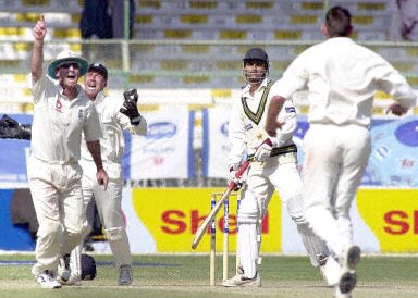 Thorpe and Stewart are over joyed as Giles removes Razzaq ...