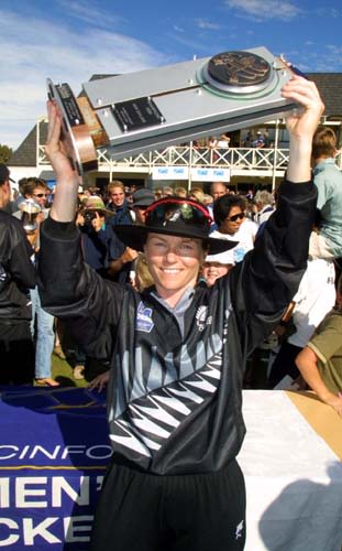 New Zealand captain Emily Drumm with the CricInfo Women's World Cup ...