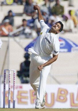Anil Kumble bowling in the England first innings where he took 7 ...