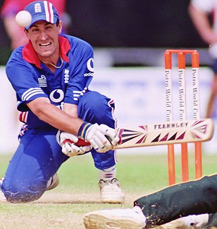 English skipper Adam Benjamin goes for the sweep | ESPNcricinfo.com