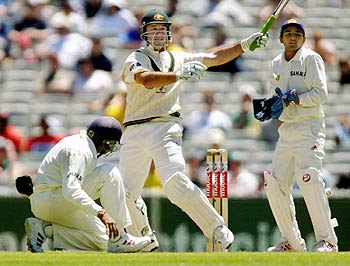 One hand is enough, boys | ESPNcricinfo.com